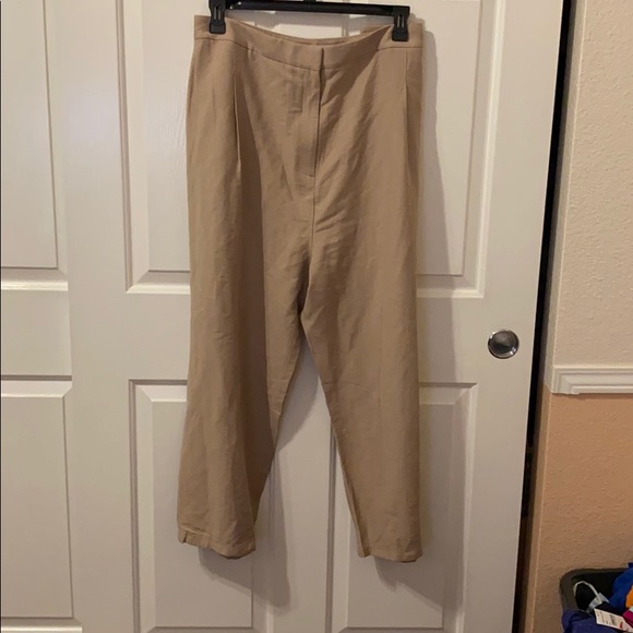 Leith | Pants & Jumpsuits | Nwt Leith Tan Cropped Loose Fit Pants ...